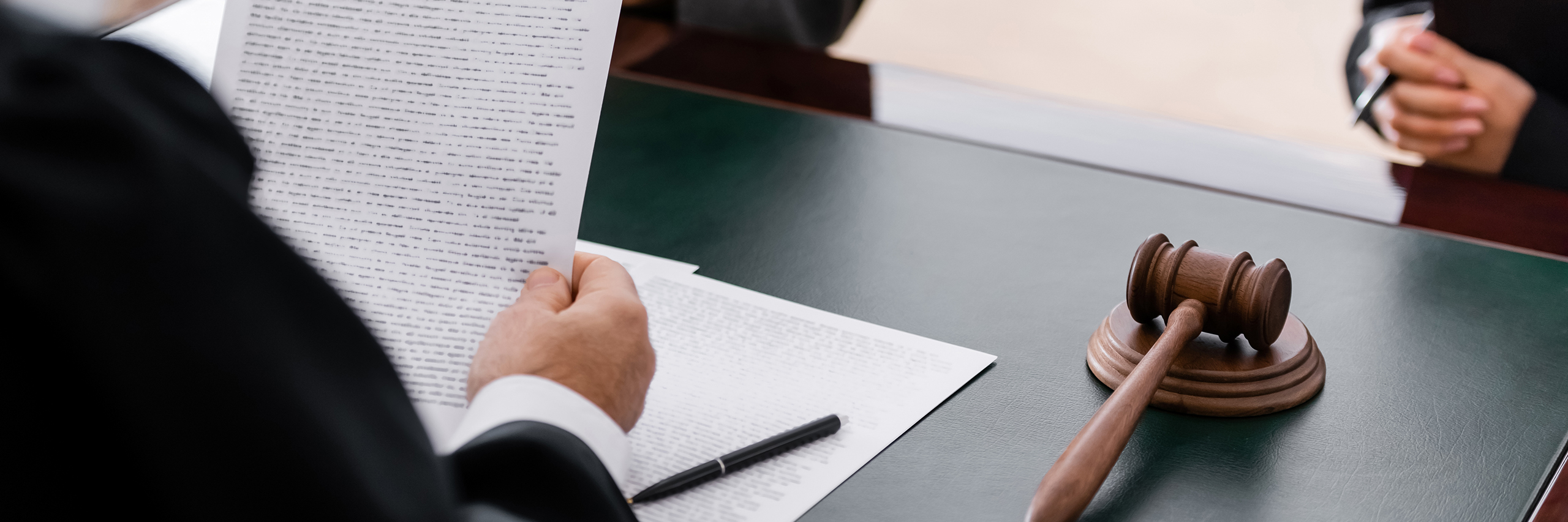 How to choose between litigation and an agreed upon settlement - Graff ...